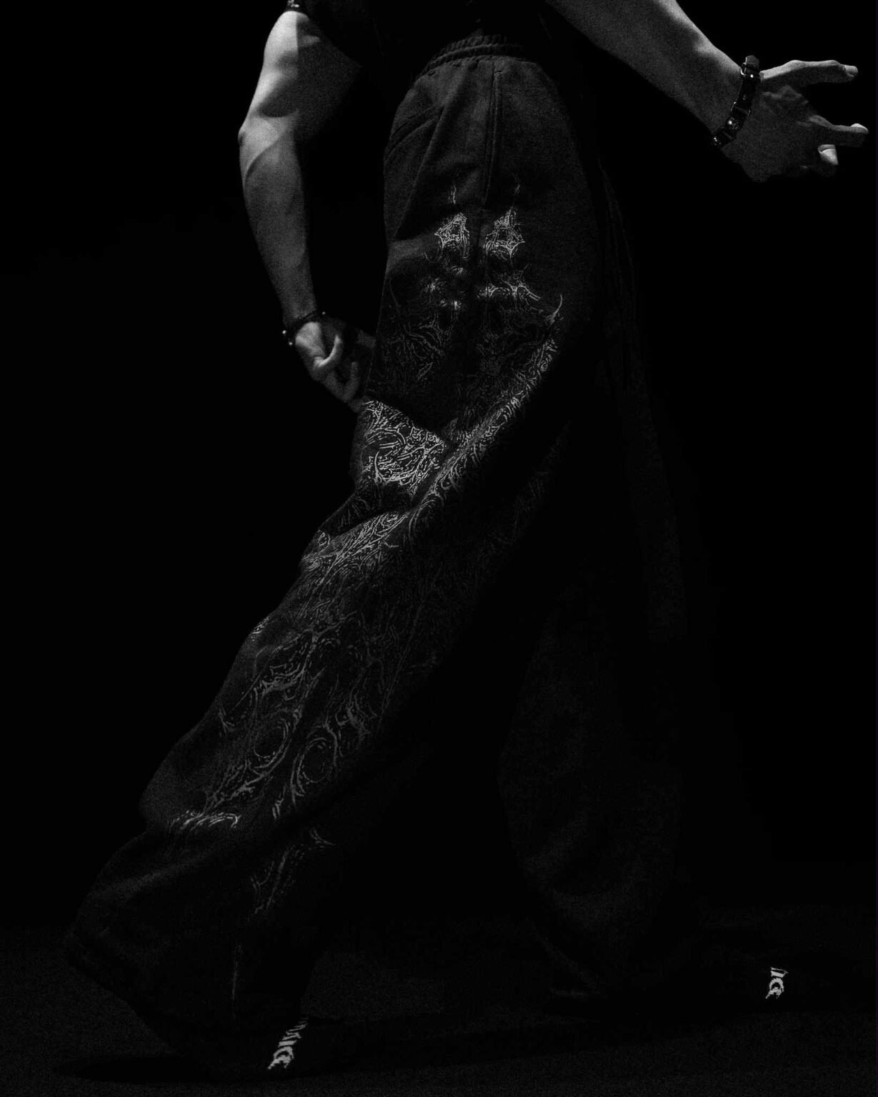 Cyber Scythe Uncuffed luxury sweatpants [DARKNESS] | BREATHEDIVINITY ...